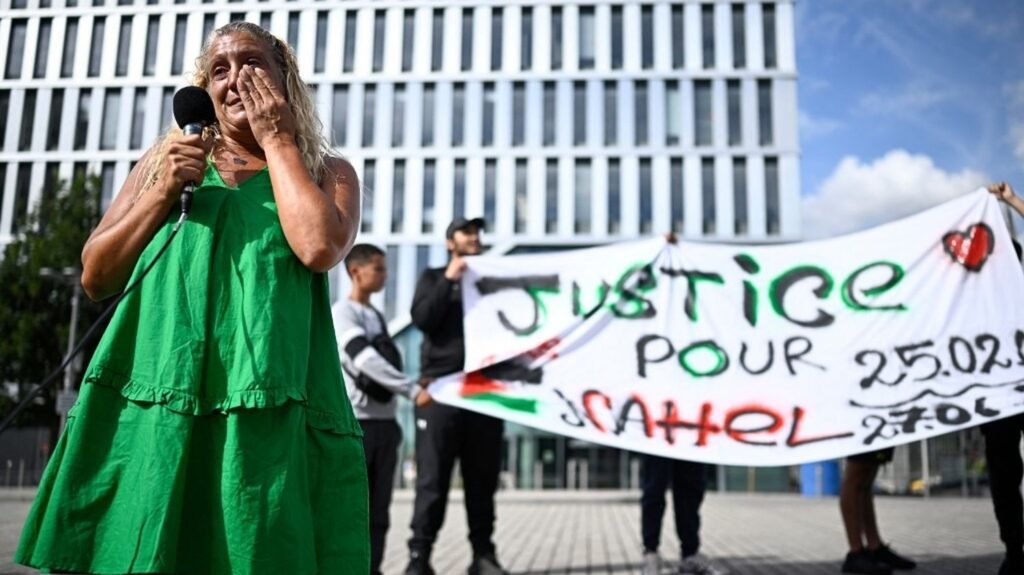 Deux ans après la mort de Nahel, sa famille et ses soutiens continuent ...